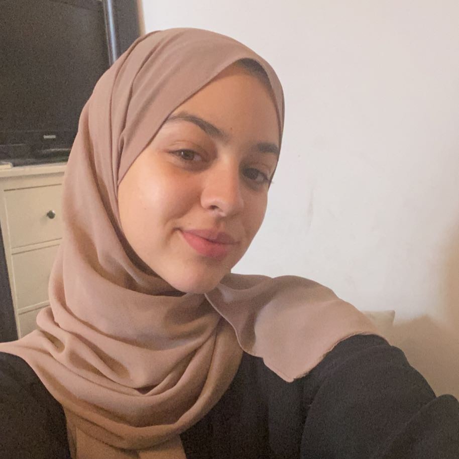 Salmah Bouriche | ClassTutor